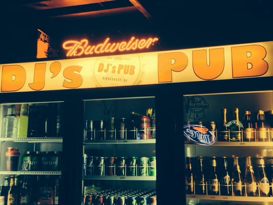 DJ’S PUB - Updated January 2026 - 27 Reviews - 135 Garnet Ave ...