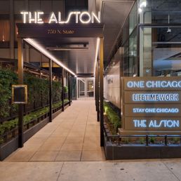 THE ALSTON - Updated December 2025 - 180 Photos & 59 Reviews - 750 N ...