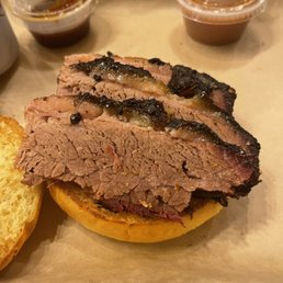 INTRINSIC SMOKEHOUSE & BREWERY - Updated July 2025 - 580 Photos & 664 ...