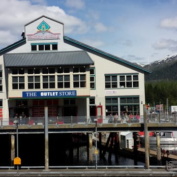 THE OUTLET STORE - Updated January 2025 - 22 Photos & 19 Reviews - 5 ...