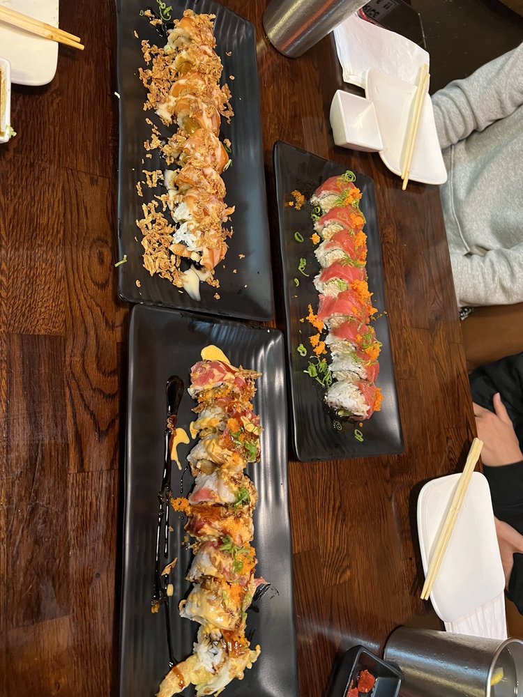 SUSHI DISTRICT - 276 Photos & 262 Reviews - 488 E 17th St, Costa Mesa ...