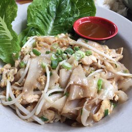 PAADEE - 481 Photos & 510 Reviews - Thai - 6 SE 28th Ave, Portland, OR ...