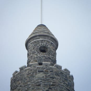 MIANTONOMI MEMORIAL PARK - Updated February 2025 - 39 Photos - Hillside ...