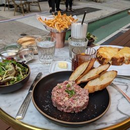 BENOIT - Updated August 2024 - 702 Photos & 604 Reviews - 60 W 55th St ...