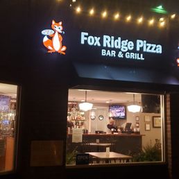 FOX RIDGE PIZZA BAR AND GRILL - Updated December 2024 - 125 Photos ...