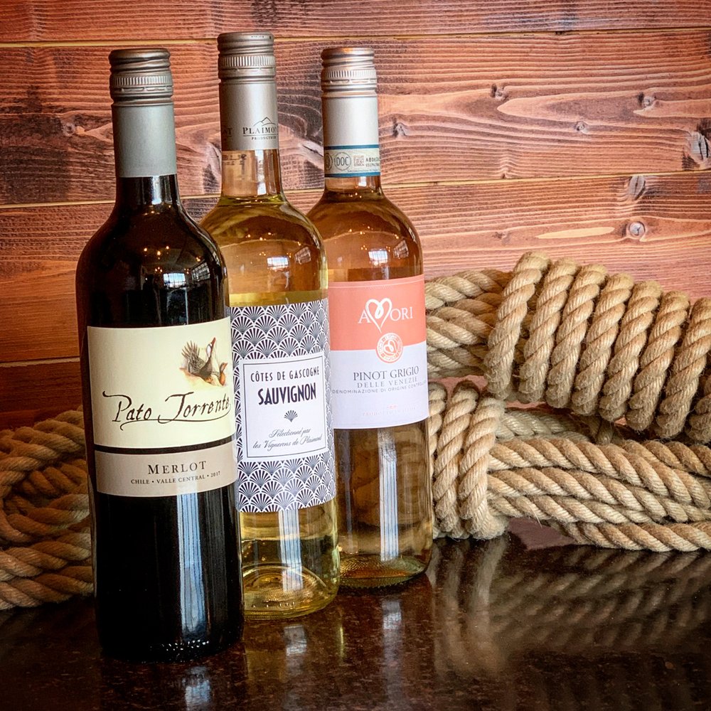 THE QUARTERDECK - 10 Photos - Itchenor Shipyard, Chichester, West ...