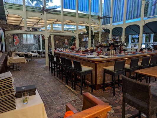 1864 THE RESTAURANT - 89 Photos & 61 Reviews - Mongoose Junction, Saint ...