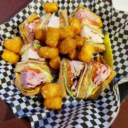 RUSTY’S FAMILY RESTAURANT & SPORTS GRILLE - Updated July 2025 - 142 ...