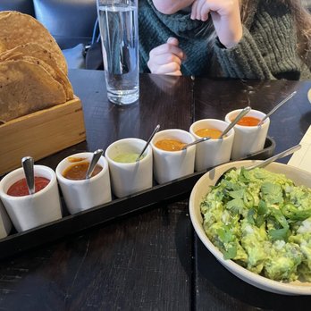 EMPELLÓN TAQUERIA & BAR - Updated January 2026 - 465 Photos & 784 ...