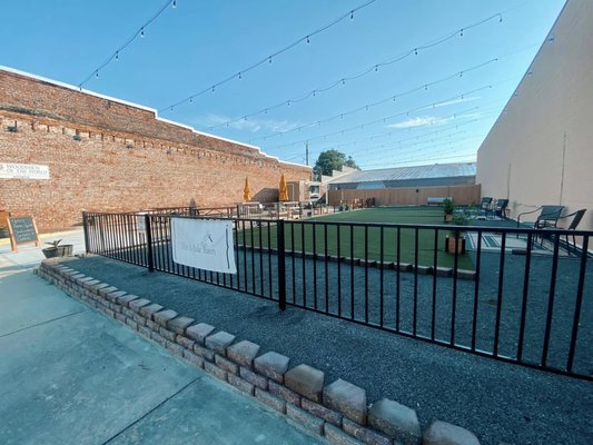 THE MULE BARN - Updated October 2025 - 118 N Second St, Cochran ...