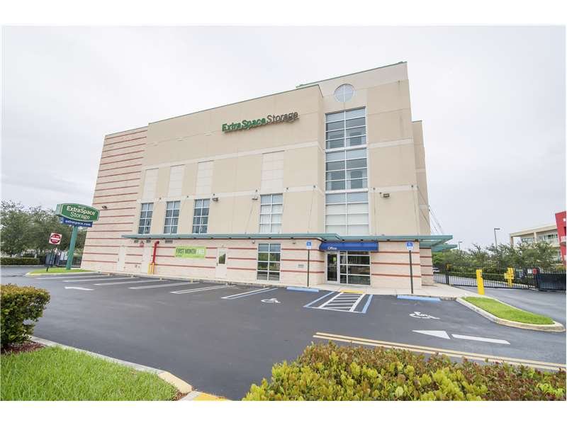 EXTRA SPACE STORAGE - Updated December 2025 - 44 Photos & 14 Reviews ...