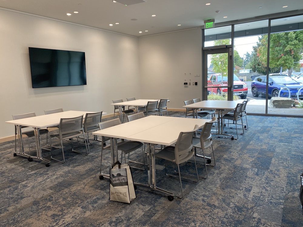 GLADSTONE PUBLIC LIBRARY - Updated October 2025 - 10 Photos & 11 ...