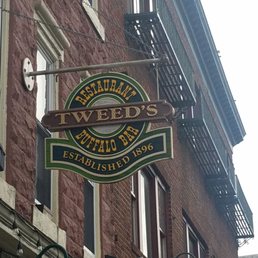 TWEEDS RESTAURANT & BUFFALO BAR - Updated April 2025 - 349 Photos & 316 ...