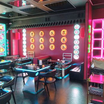 ZUI BEER BAR - Updated January 2026 - 169 Photos & 27 Reviews - 5649 ...