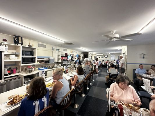 MAINE DINER - Updated April 2025 - 881 Photos & 1109 Reviews - 2265 ...