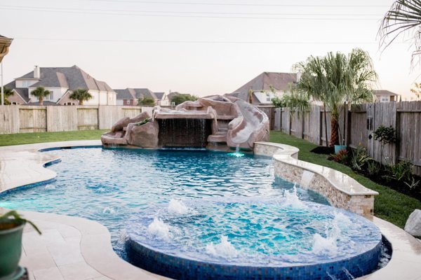 AVREE CUSTOM POOLS - Updated October 2025 - 52 Photos - 1314 FM646, Dickinson, Texas - Pool ...