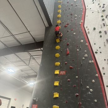 THRESHOLD CLIMBING, FITNESS AND YOGA - Updated December 2025 - 48 ...