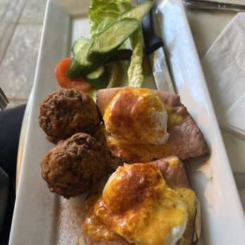 BLUE DAISY - Updated June 2024 - 2818 Photos & 2069 Reviews - 609 ...