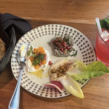 EMA - Updated July 2024 - 3201 Photos & 1698 Reviews - 74 W Illinois St ...