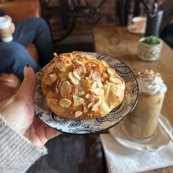 COLATTAO COFFEE HOUSE - Updated August 2024 - 429 Photos & 117 Reviews ...