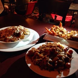 POUTINEVILLE - Updated September 2025 - 662 Photos & 651 Reviews - 1365 ...