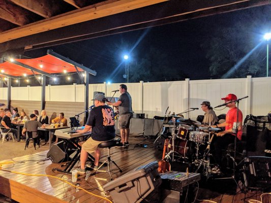 STUEY MCBREW’S TAVERN AND TABLES - 92 Photos & 144 Reviews - 321 SE ...