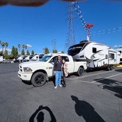 MIKE THOMPSON’S RV SUPERSTORES - 143 Photos & 532 Reviews - 902 Rv ...
