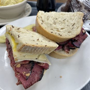 SHAPIRO’S DELICATESSEN - 1137 Photos & 901 Reviews - 808 S Meridian St ...