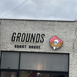 GROUNDS DONUT HOUSE - Updated June 2025 - 205 Photos & 59 Reviews ...