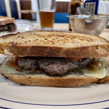 MAVEN’S DELICATESSEN - Updated October 2024 - 189 Photos & 249 Reviews ...