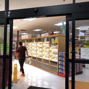 YESHI FOOD MART - Updated July 2024 - 45 Photos - 3902 E Ponce De Leon ...