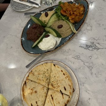 MEZES - Updated December 2025 - 391 Photos & 292 Reviews - 456 Danforth ...