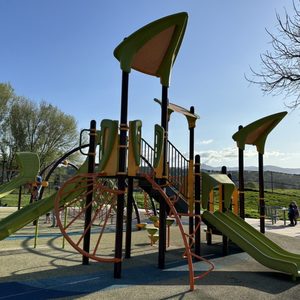 NEWHALL PARK - Updated November 2025 - 17 Reviews & 10 Photos - 972 ...