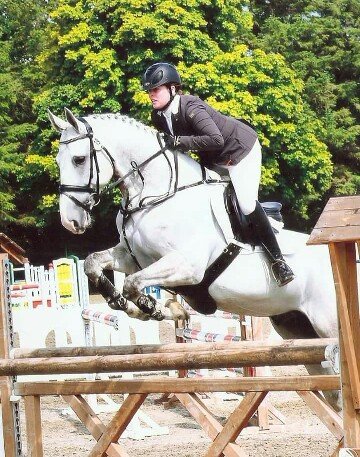 WOODLANDS EQUESTRIAN CENTRE - Updated April 2025 - Cloonacool ...