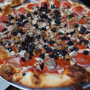 ZEEKS PIZZA - Updated December 2025 - 106 Photos & 127 Reviews - 1915 ...