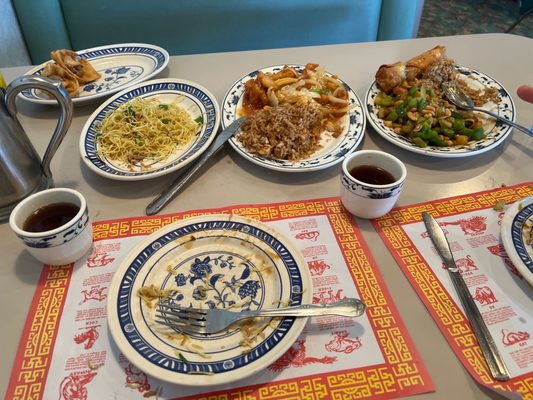 DRAGON LIGHT RESTAURANT - Updated July 2024 - 32 Photos & 146 Reviews ...