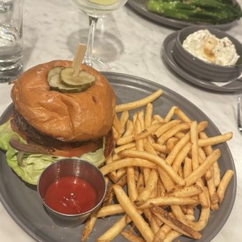 AMERICAN ELM - Updated December 2025 - 451 Photos & 237 Reviews - 4132 ...