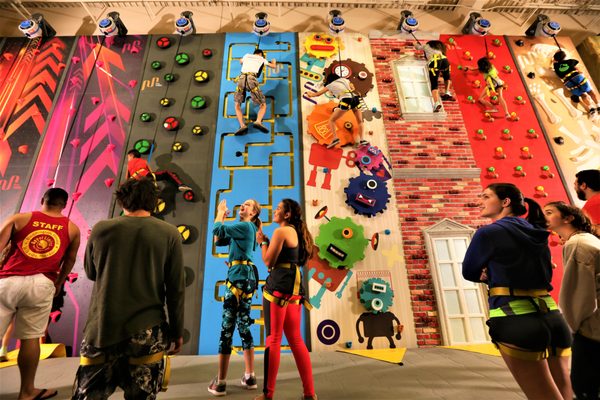 UPPER LIMITS ROCK CLIMBING GYM - CHESTERFIELD - Updated May 2026 - 40 ...
