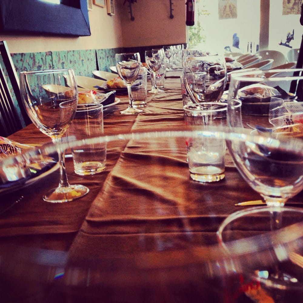 EL TALLER - Calle Santo Domingo Sabio 82, Brenes, Sevilla, Spain ...