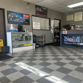 CHAMPION AUTO SERVICE - Updated November 2025 - 33 Photos & 155 Reviews ...