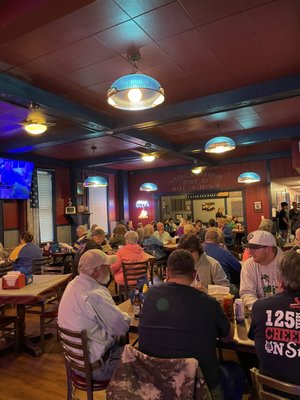 HOBOS - Updated October 2025 - 375 Photos & 341 Reviews - 200 Main St ...