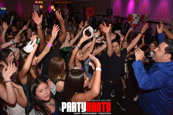 PARTY HARTY ENTERTAINMENT - Updated October 2025 - 12 Photos & 14 ...