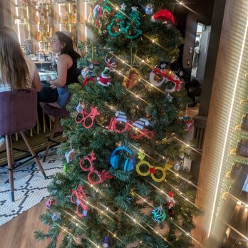 THE RABBIT HOLE - Updated October 2025 - 23 Photos & 10 Reviews - 201 W ...