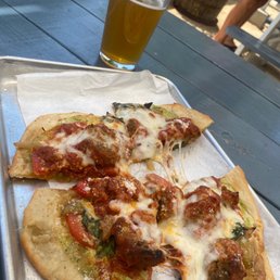 THE HOP STOP - Updated July 2025 - 302 Photos & 271 Reviews - 14055 ...