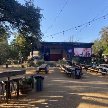 ARMADILLO DEN - Updated December 2025 - 178 Photos & 176 Reviews ...