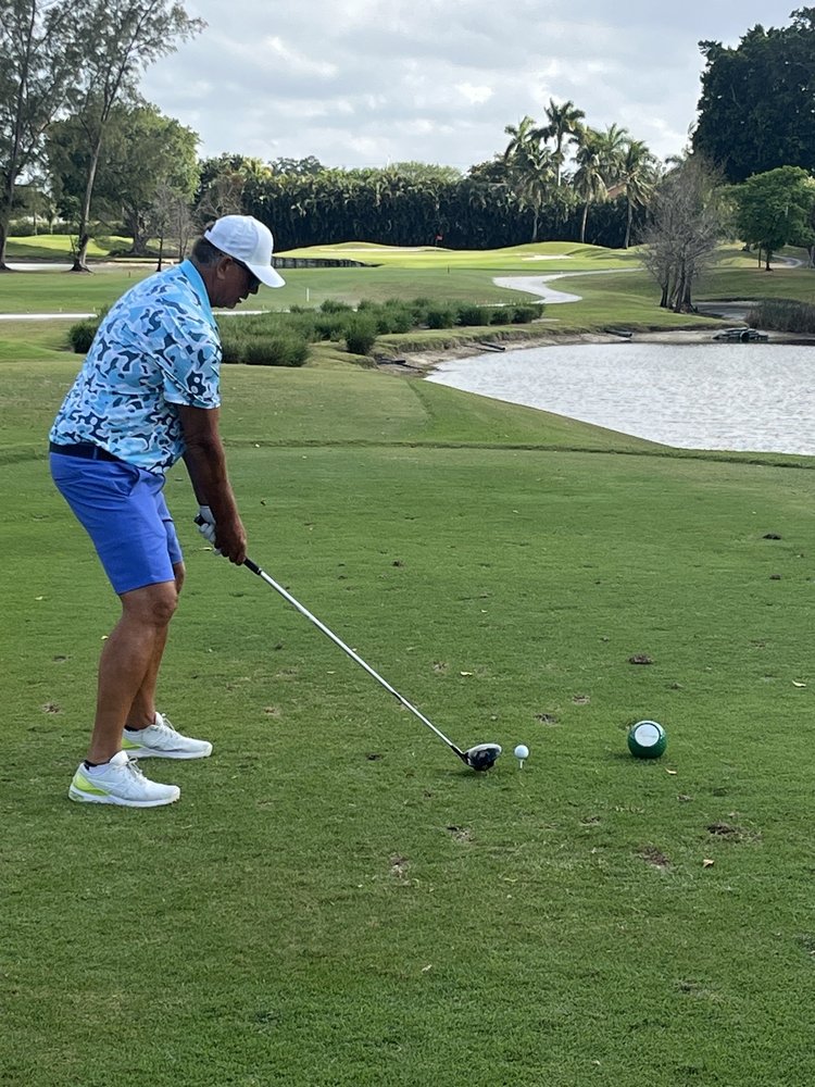 HOLLYBROOK GOLF & TENNIS CLUB - Updated May 2025 - 10 Photos - 900 ...