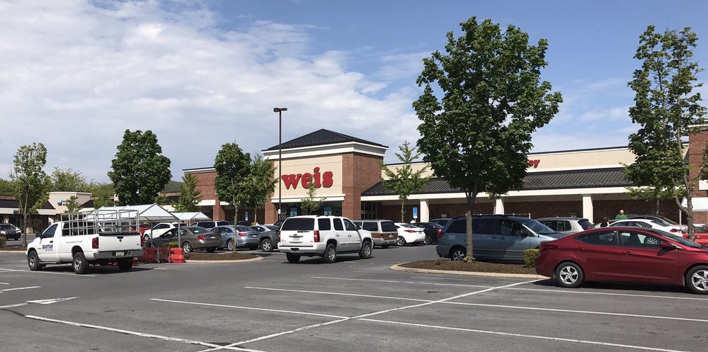 WEIS MARKETS DELI - Updated May 2025 - 110 Rolling Ridge Dr, State ...