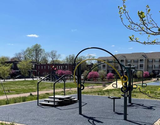 CHOUTEAU PARK - Updated January 2026 - 15 Photos - S Newstead Ave ...