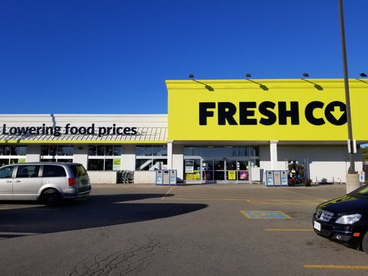 FRESHCO - Updated November 2025 - 34 Photos & 16 Reviews - 731 Eastern Avenue, Toronto, Ontario ...