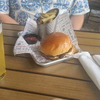 THE HOPS SPOT CLAYTON - Updated July 2025 - 150 Photos & 111 Reviews ...